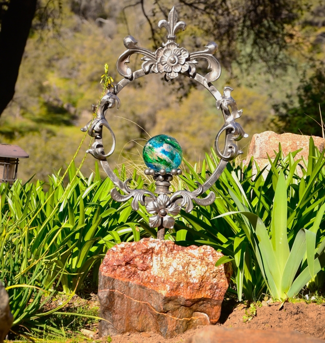 1. Circle of Remembrance – Ground Mounted - Byron Priore Studios